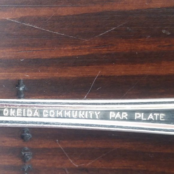 Oneida | Kitchen | Oneida Community Par Plate 8 Piece Spoon Flatware ...